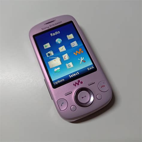Sony Ericsson Walkman Pink