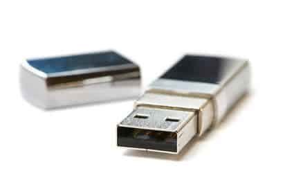 Mirroring The FreeNAS USB Boot Device Briancmoses