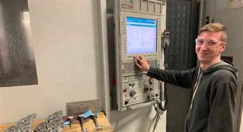 Cnc Operator Guide Roles Skills And Job Outlook Stecker Machine