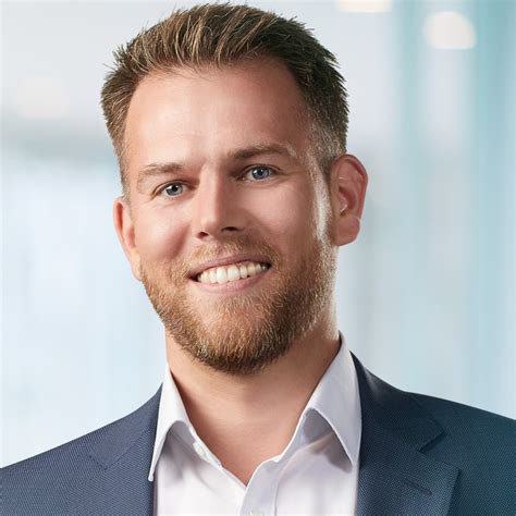 Simon Hart Wirtschaftsprüfer Steuerberater Senior Manager Grant