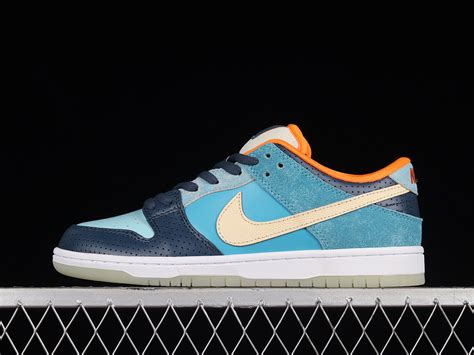 Nike Sb Dunk Low Mia Skate Shop 504750 474