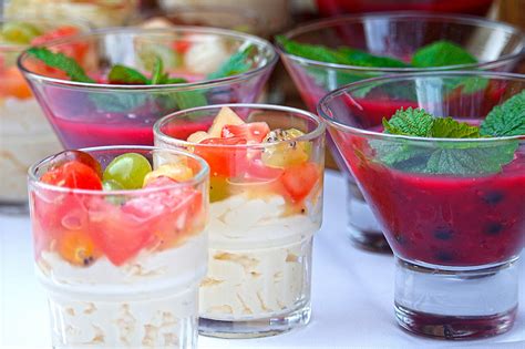 무료 이미지 과일 단 유리 여름 얼음 요리 식품 빨간 생기게 하다 아침 식사 먹다 크림 맛있는 달콤한