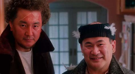 Хүүк загнасан чинь нээрээ утаа байхгүй болчлоо Яагааад Ойлгохгүй байна Оюук яагаад өөрөө өгч