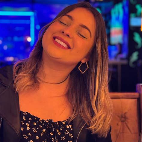 Maria Luiza Costa Gois🇻🇦 Pois Nesse Amor Quero Permanecer ️‍🔥 Reels