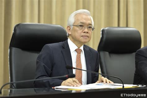 央行人事異動！外匯局長由經研處蔡烱民調任 吳懿娟升經研處處長 Ettoday財經雲 Ettoday新聞雲