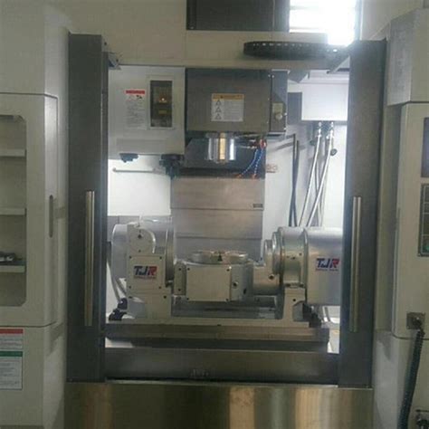 High Precision 5th Axis Cnc Rotary Table Diameter 255mm For Machining