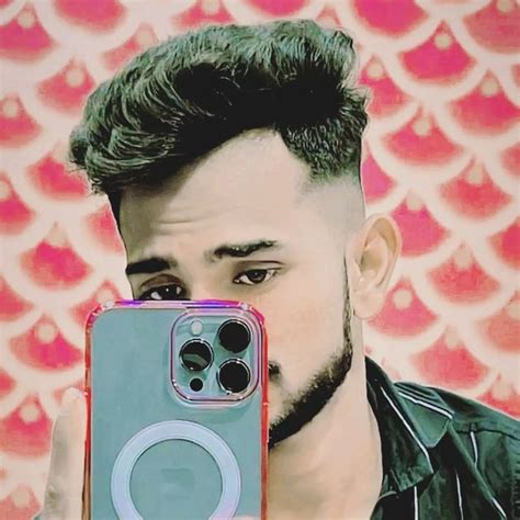 𝐌𝐮𝐬𝐭𝐟𝐚 𝐤𝐡𝐚𝐧 Officialmusu8088 • Threads Say More