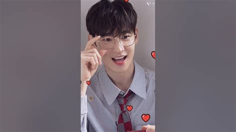 재훈배우님 귀여운거 사진 모음집🐶🐶🐶 Youtube