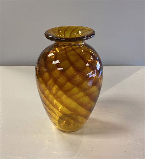 Amber Vase By Albo Glass Prairiebrooke Arts