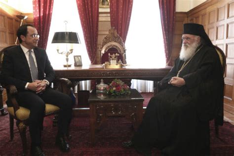 Ο Πρόεδρος της Κυπριακής Δημοκρατίας στον Αρχιεπίσκοπο Proseuxi Gr