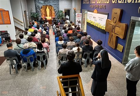 성모성월 묵주기도 갤러리 천주교 주엽동 성당 말씀과 함께 공동체와 더불어