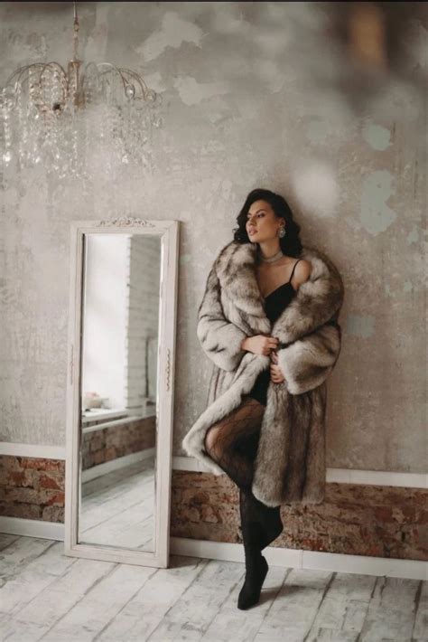 Пин от пользователя Wolfinskin на доске Fur Шуба Фотосессия Мех