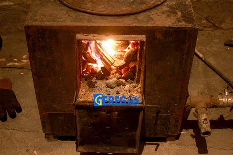 Бага насны хоёр хүүхэд гэртээ угаартаж нас баржээ