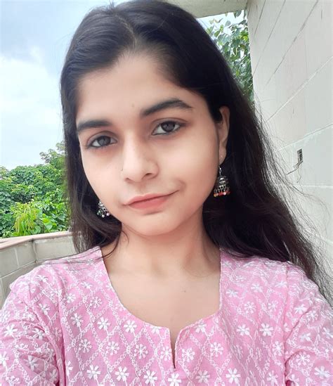 About Dipti Yadav Medium