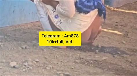 Very Sexy Indian Desi Lady Peeing In Open Place