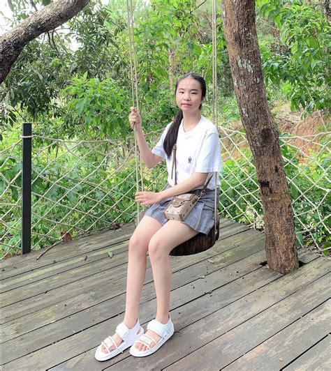 Th Khoa Chuy N Sinh Tr Ng Thpt Chuy N Tr N H Ng O B Nh Thu N H C Gi I Nh T M