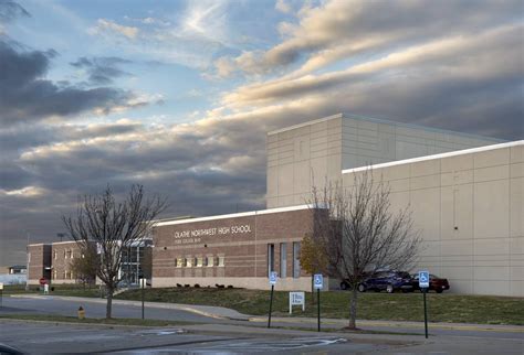 Former Olathe Teacher Pleads Guilty Thursday To Having Sex With 17 Year