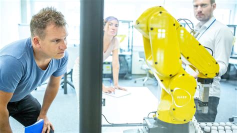 🦾 Industrial Robots Learn New Skills On Their Own