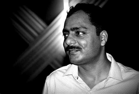 घर रोहित ठाकुर कविता पोषम पा