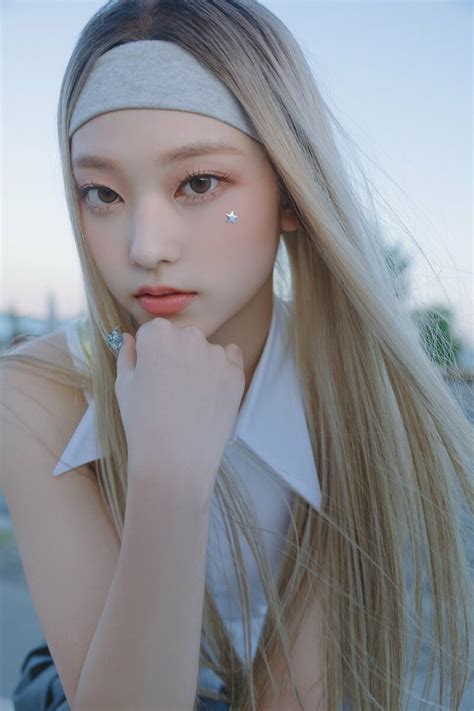 금발 강해린 단 한장