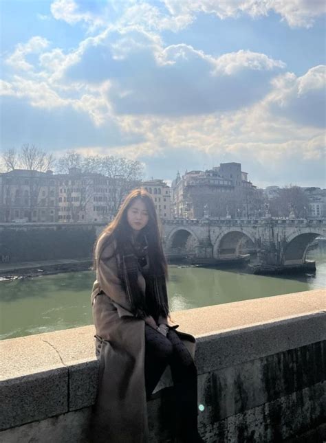 고아라 우아한 겨울 여행 룩 패션서울