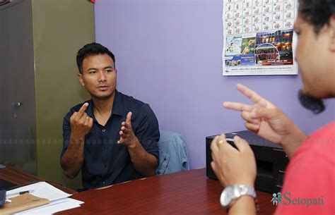 जो अरूको इसारामा बोल्छन् सरिशा अछामी Setopati