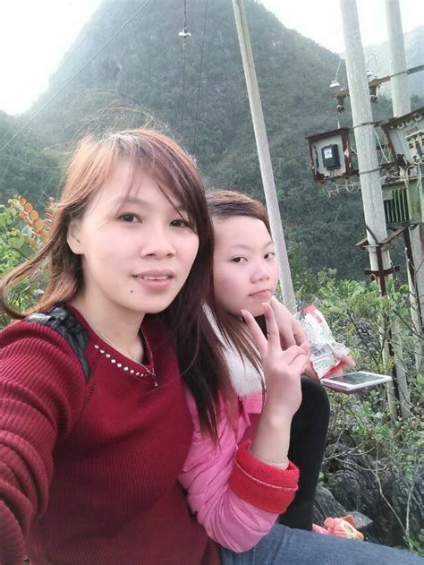 山里美女的女孩，爬山厲害 每日頭條