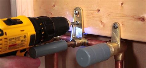 Вес крепления для трубопроводов оцинкованные кронштейны планки хомуты