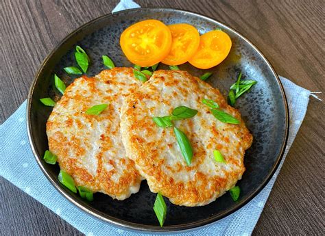 Плоские котлеты не требующие гарнира: готовлю в жаркое время года для ...