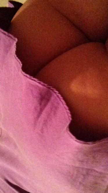 A Quick Peek [f] Porn Pic Eporner