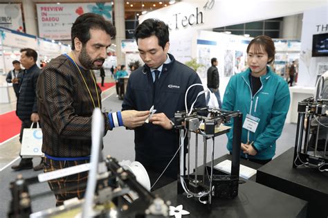 섬유패션산업 포스트 코로나 시대 변화는 것들 패션서울