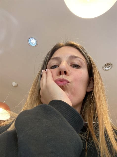 The Face Of A Girl Whos Tired Of Her Job R Faces