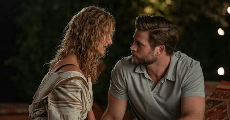 Laura Dern Praised Her Lonely Planet Sex Scene With Liam Hemsworth