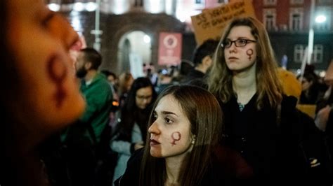 Съдът в Страсбург осъди България защото не е защитила 15 годишна жертва на домашно насилие