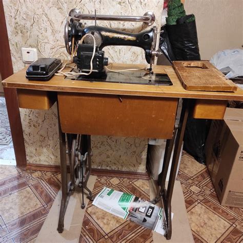 Швейная машинка – купить в Москве, цена 2 000 руб., дата размещения: 14 ...