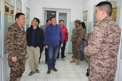 АЙМГИЙН ИТХ ЫН ТӨЛӨӨЛӨГЧИД ЗЭВСЭГТ ХҮЧНИЙ 330 ДУГААР АНГИЙН ҮЙЛ АЖИЛЛАГААТАЙ ТАНИЛЦЛАА