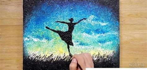 طرح نقاشی با اکریلیک روی بوم عکس نودی