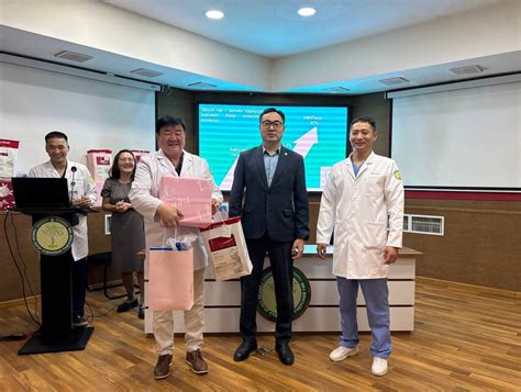 Рэнцэнчулуун Мөнгөн Added A New Photo Рэнцэнчулуун Мөнгөн