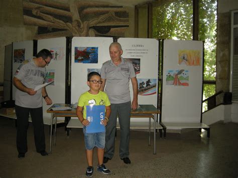 Наградиха победителите от областния кръг на конкурса за детска рисунка „С очите си видях бедата