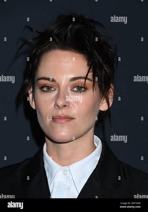 Kristen Stewart Arriving To The 2026 Womens Wear Daily Wwd Style