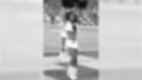 Cheerleader Marissa S 111611