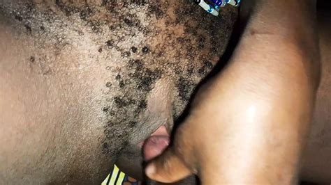 Viviane Das Tamilische Mädchen Mit Dicken Arsch Brustwarzen Auf Einer