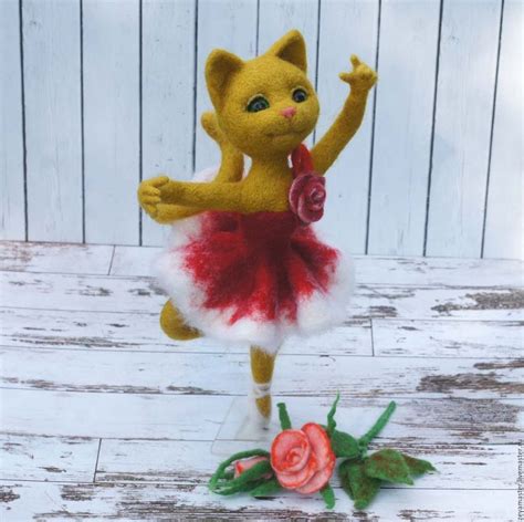 Кошка балерина Интерьерная игрушка Статуэтка из шерсти Поделки из войлока Валяние Игрушки