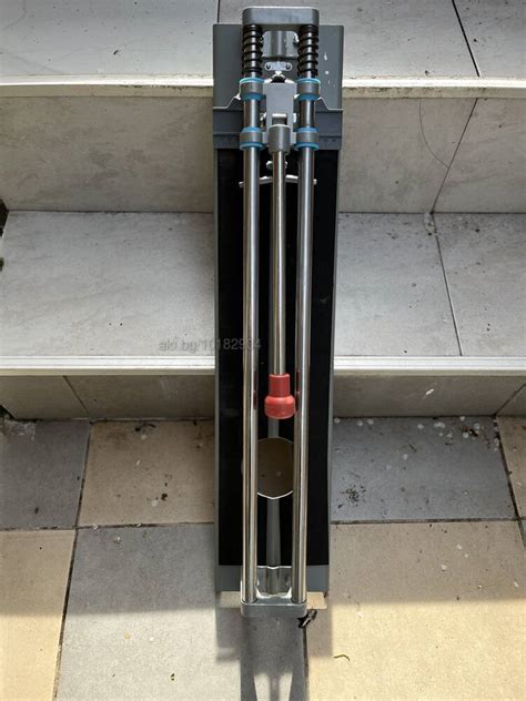 машина за рязане на теракот Инструменти Бургас Използвана 1 път Като нова