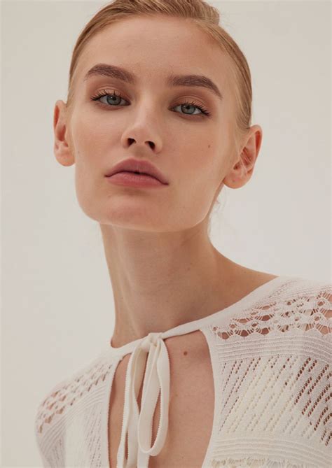 Model Yana Mmg Models