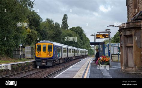 Northern Rail Class 769 Bi Mode Train 769448 At Gathurst Railway