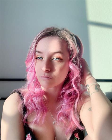 SexFractals NFT Collection On Twitter Hey Purple Panic Sgh This Is How We See You NFT