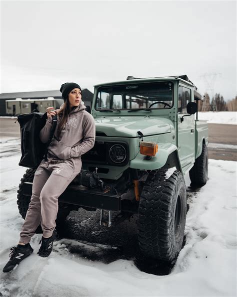 Lori Slayer Bio Age Height Wiki Models Biography