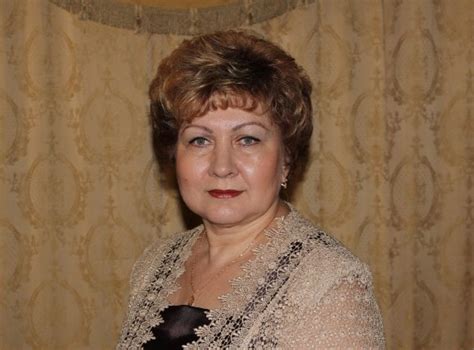 След смъртта на съпруга ми помолих зет си за помощ но след един инцидент вече не искам да го