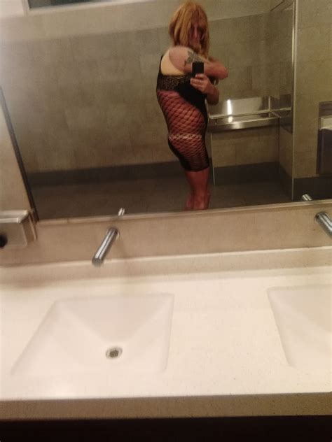 Cd In Public 9 Pics XHamster